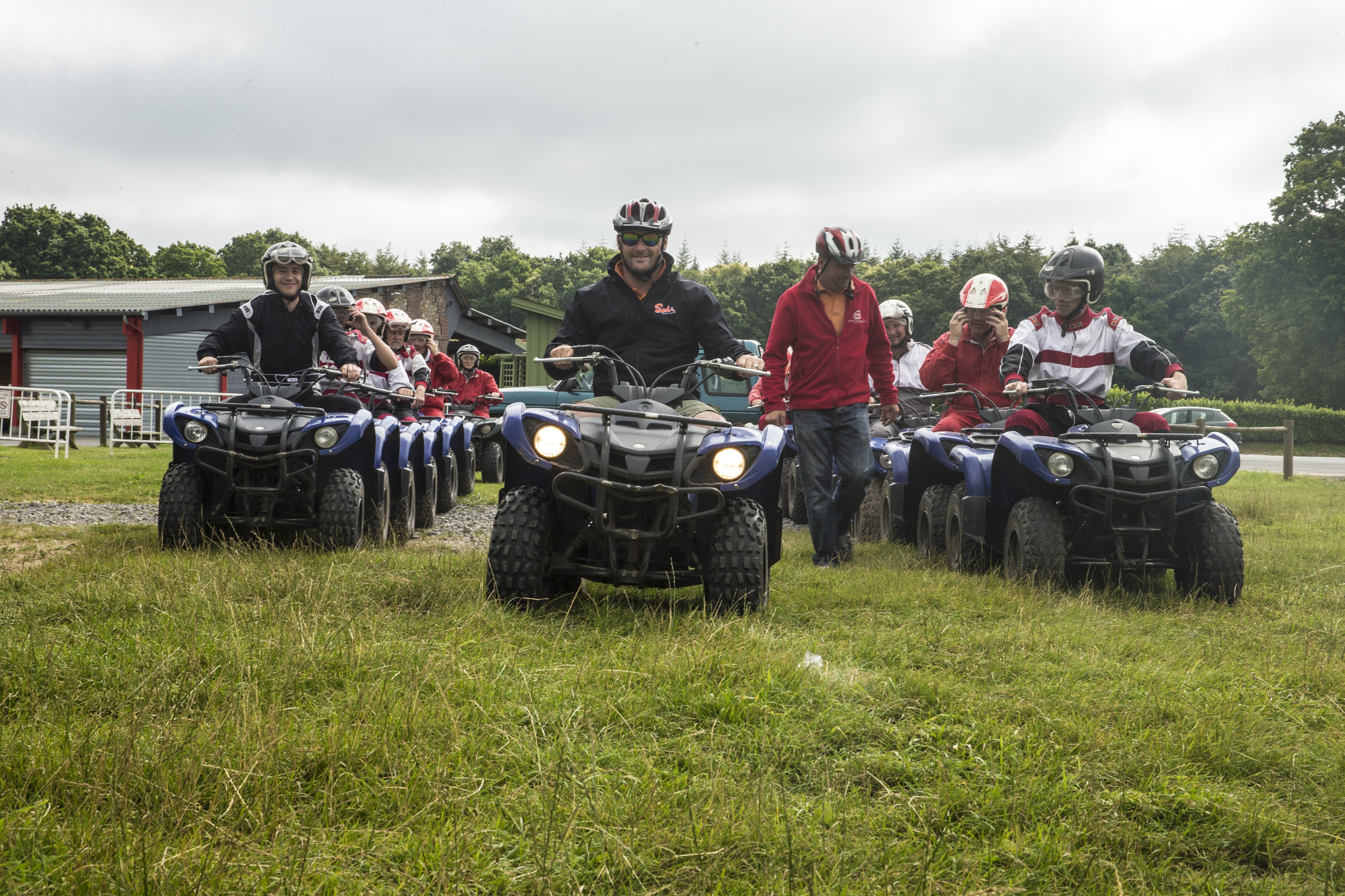 Randonnées et balade en quads - Circuit Automobile Pont l'Evêque EIA